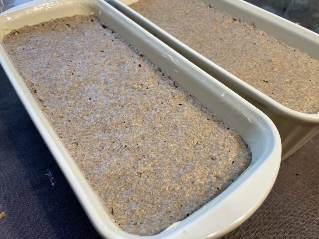 Lihtne ja maalähedane täistera rukkileib juuretisega — Hirvoja Farm