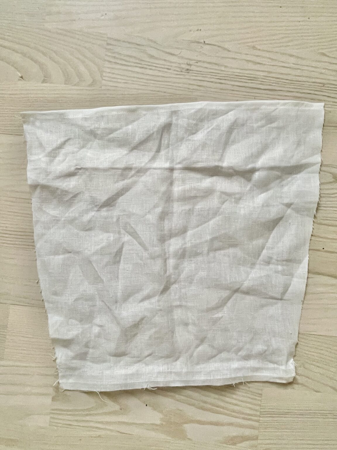 How to Sew an Apron with Pockets (Free Sewing Tutorial) — Hirvoja Farm
